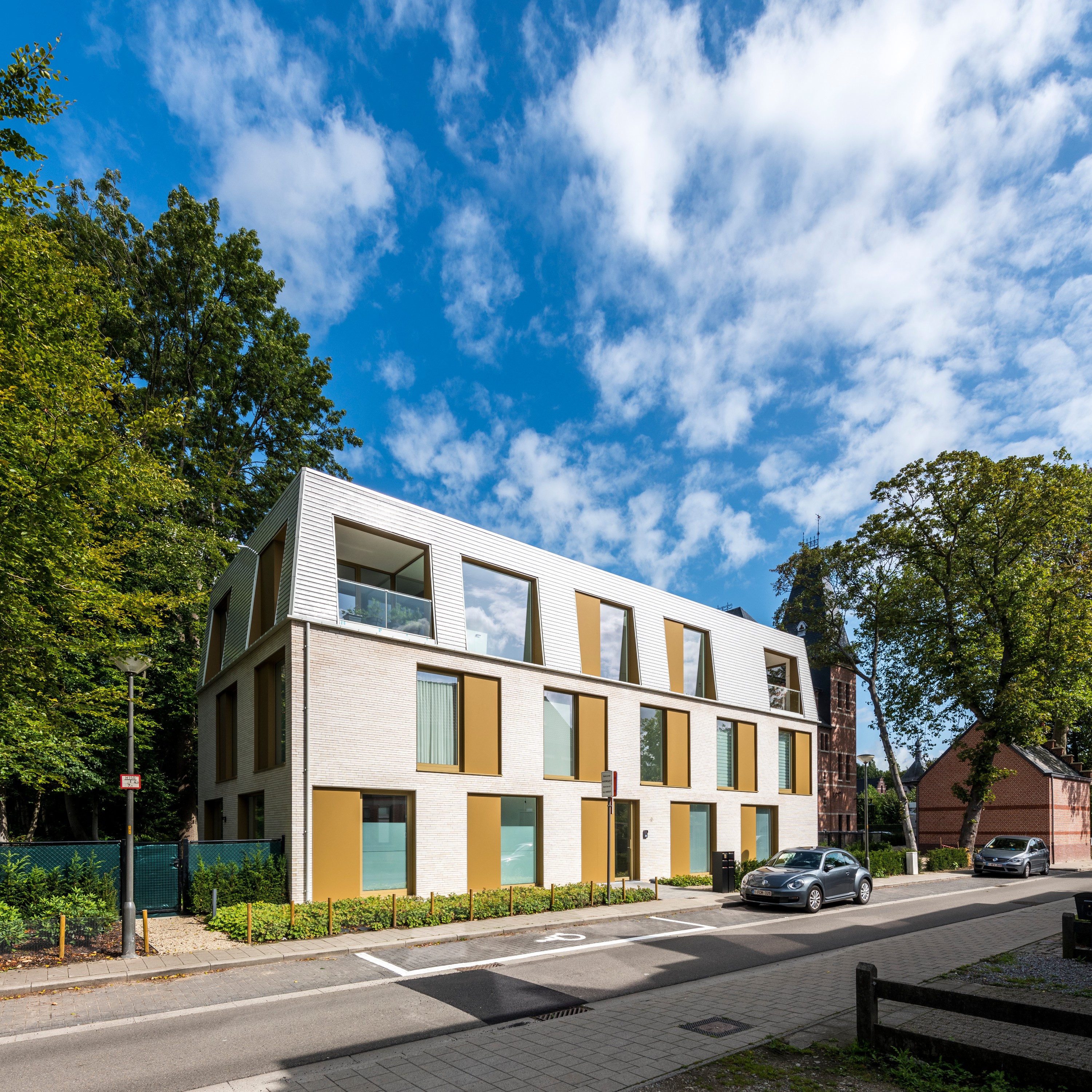 Wit genuanceerde Terca keramische gevelsteen - Elignia Arctica Wit