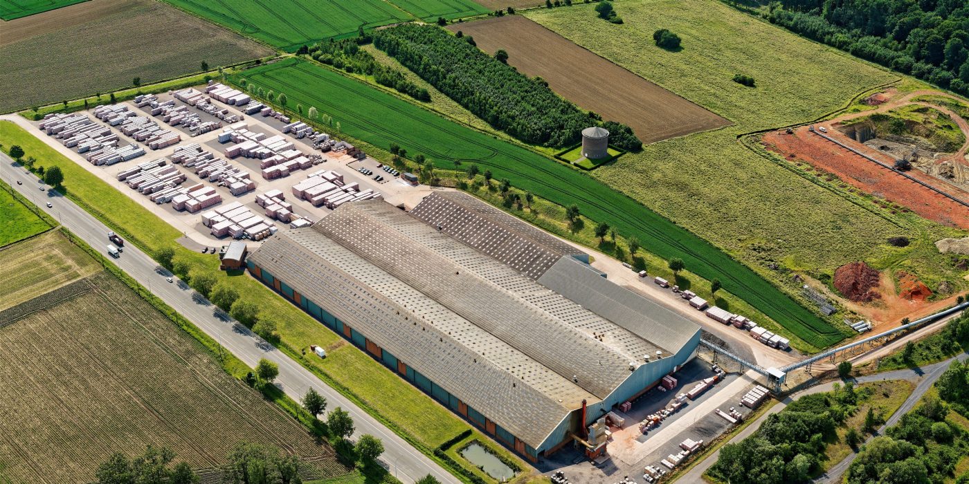 Vind de adressen van alle vestigingen, fabrieken, showrooms, de ...